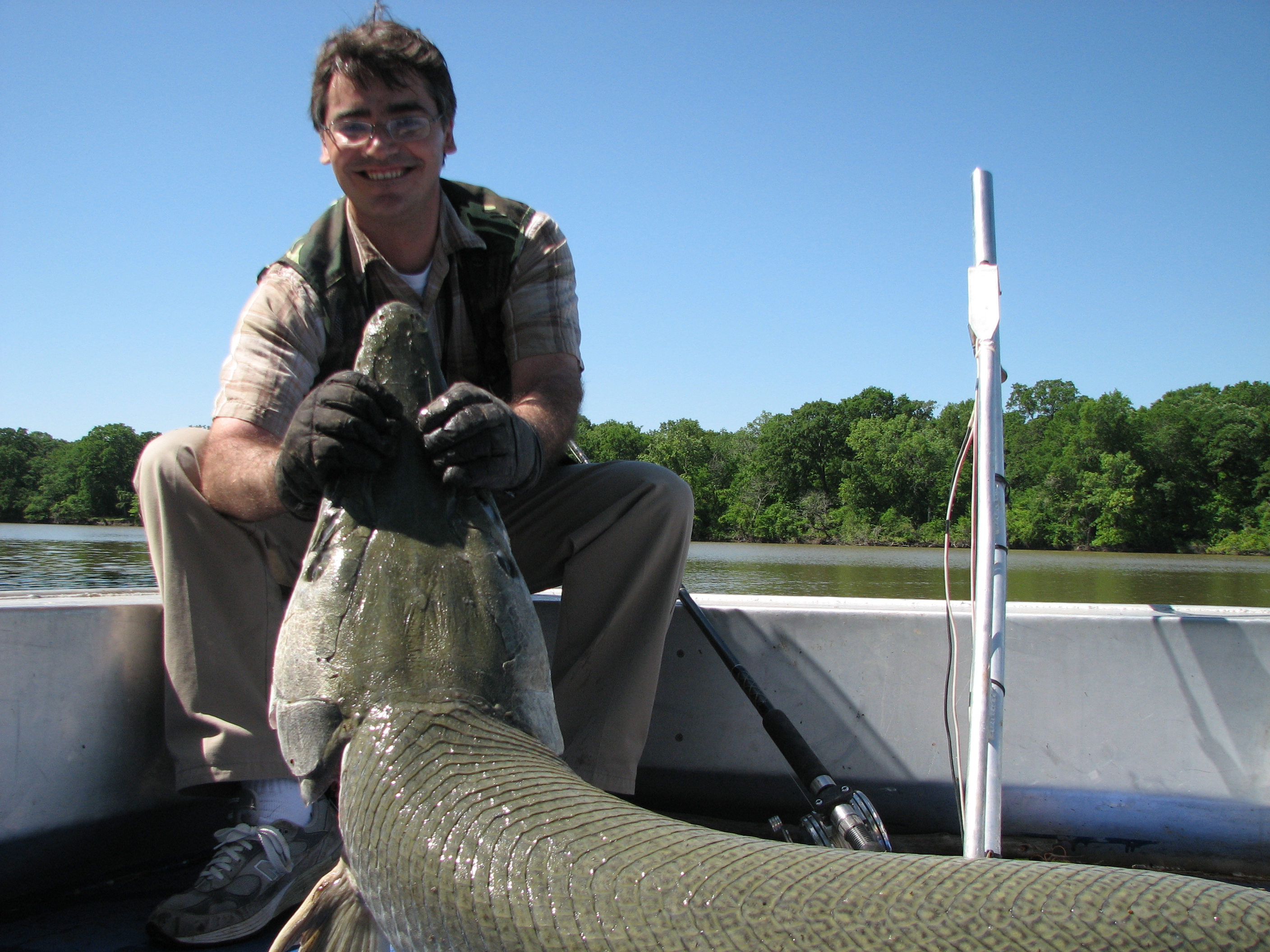 The best fishing guide service for trophy alligator gar in texas